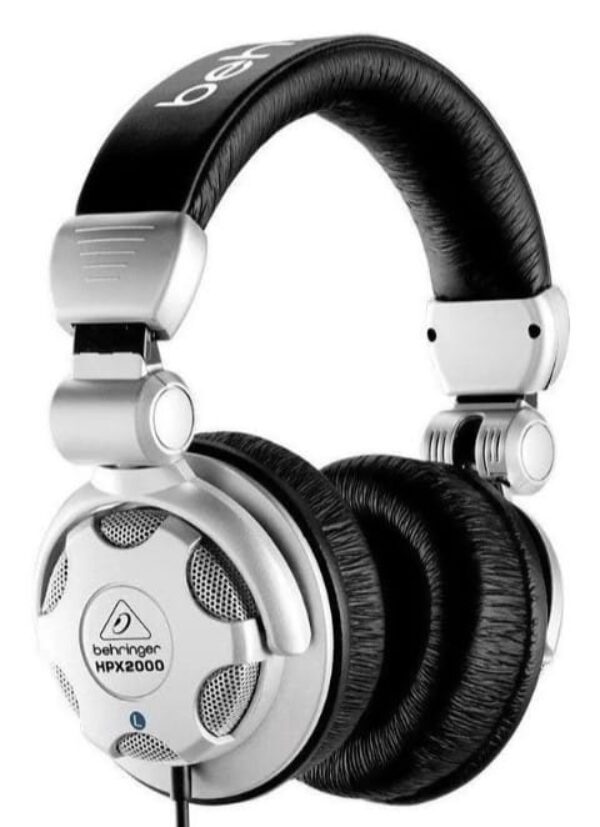 Top 10 Best DJ Headphones For Beginners [2025]