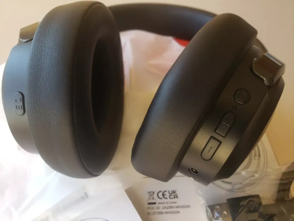 Beribes Bluetooth Headphones Review: Over-Ear Headphone with Microphone
